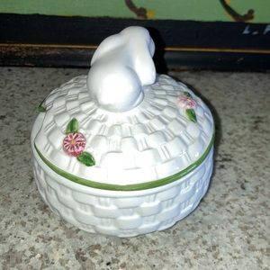 Avon | Dining | Uec Vintage 98s Avon Bunny Collection Bunny Luv Sugar ...